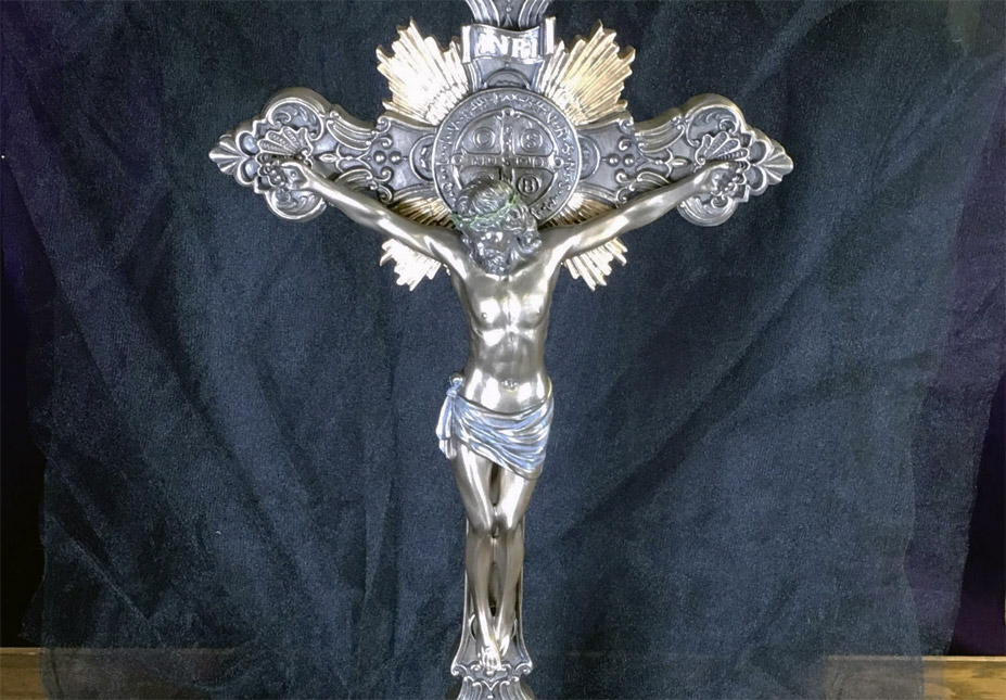 holy-trinity-crucifix-0501 | Holy Trinity Catholic Books And Gifts